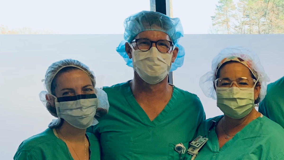 Atrium Health Introduces First-in-Region Hysterectomy Method – with ...